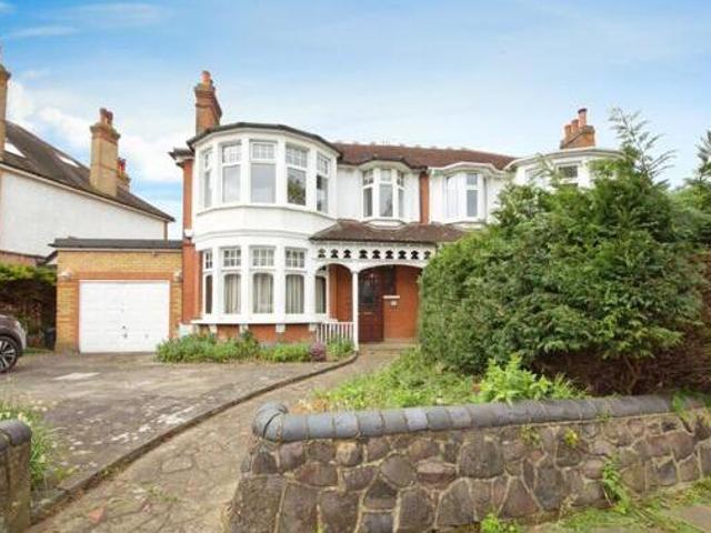 4 Bedroom Semi detached House For Sale In London