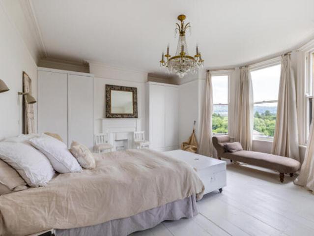 4 bedroom semi detached house for sale in London Road West, Bath, BA1
