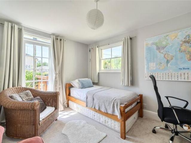 4 bedroom semi detached house for sale in London Road, Cheltenham, GL52