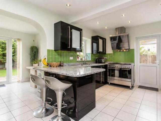 4 bedroom semi detached house for sale in Lonsdale Avenue, Margate, CT9