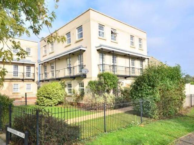 4 Bedroom Semi detached House For Sale In Lobleys Drive, Gloucester