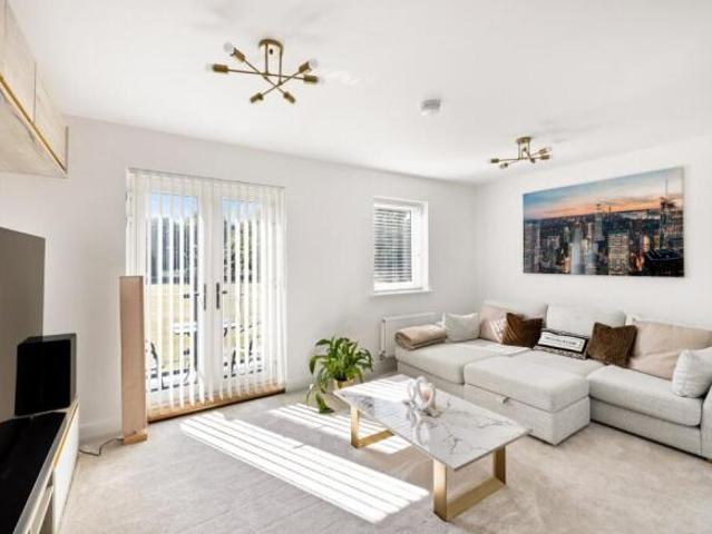 4 bedroom semi detached house for sale in Lofthouse Drive, Folkestone, CT20