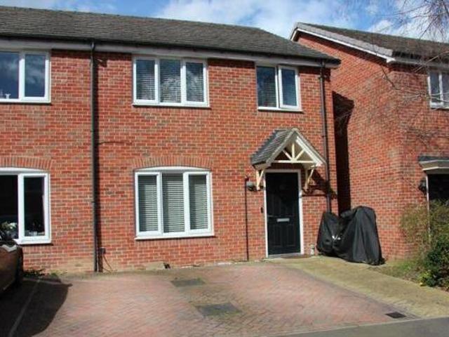 4 Bedroom Semi detached House For Sale In Lower Upnor