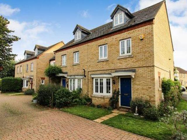 4 Bedroom Semi detached House For Sale In Lower Stondon