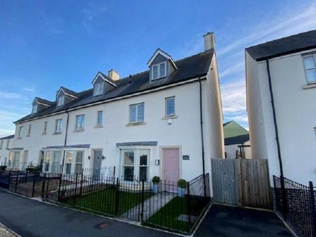 4 Bedroom Semi detached House For Sale In Llandarcy, Neath