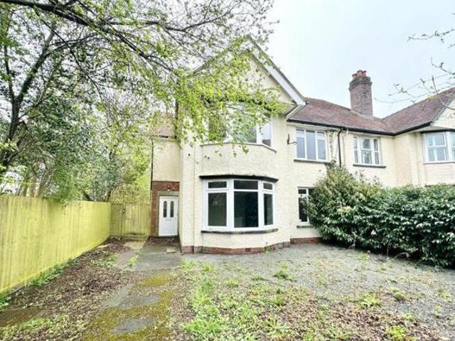 4 Bedroom Semi detached House For Sale In Llandrindod Wells