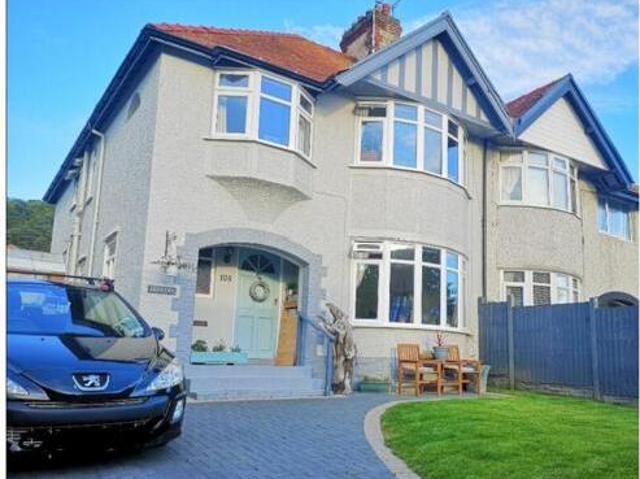 4 Bedroom Semi detached House For Sale In Llandudno