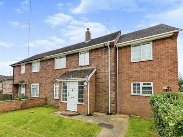 4 Bedroom Semi detached House For Sale In Luton, Bedfordshire