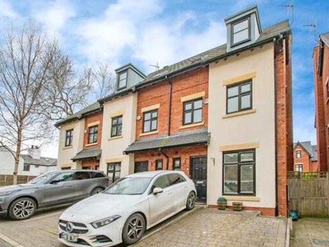 4 Bedroom Semi detached House For Sale In Manchester, Greater Manchester