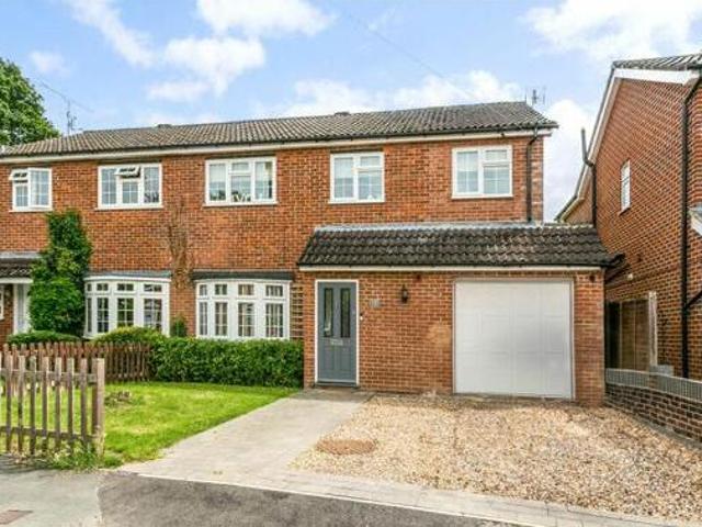 4 Bedroom Semi detached House For Sale In Maidenhead
