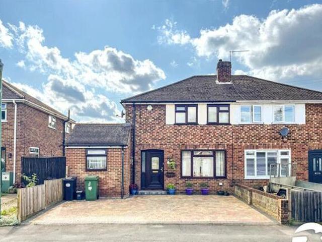 4 Bedroom Semi detached House For Sale In Maidstone, Kent