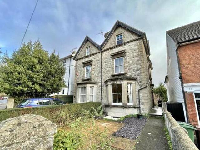 4 Bedroom Semi detached House For Sale In Maidstone, Kent