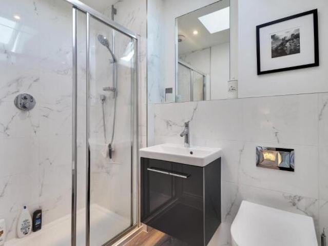 4 bedroom semi detached house for sale in Market Place Close, Goudhurst, Cranbrook, Kent, TN17 1BF, TN17