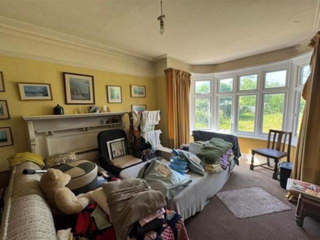 4 bedroom semi detached house for sale in Matlock Road, Caversham Heights, Reading, RG4