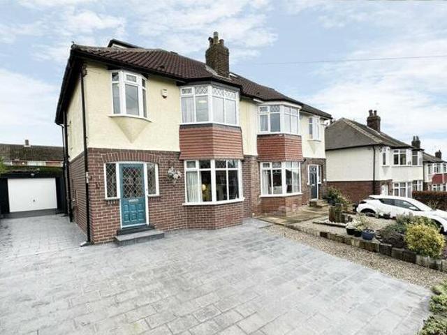 4 Bedroom Semi detached House For Sale In Meanwood, Leeds