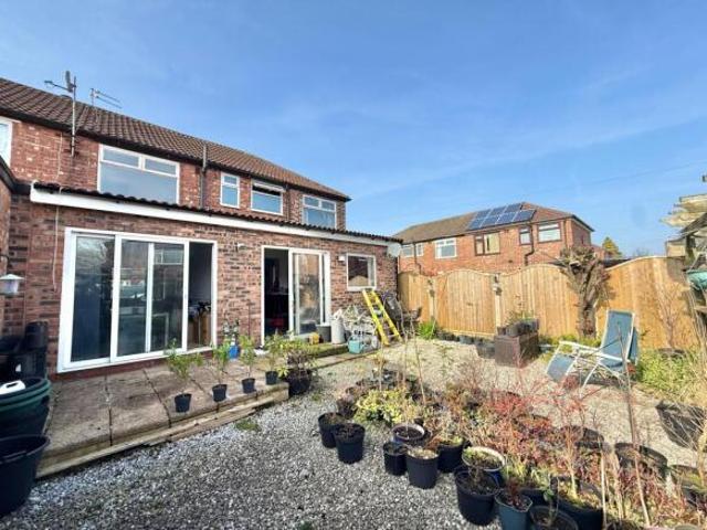4 bedroom semi detached house for sale in, Melton Avenue, Denton, M34