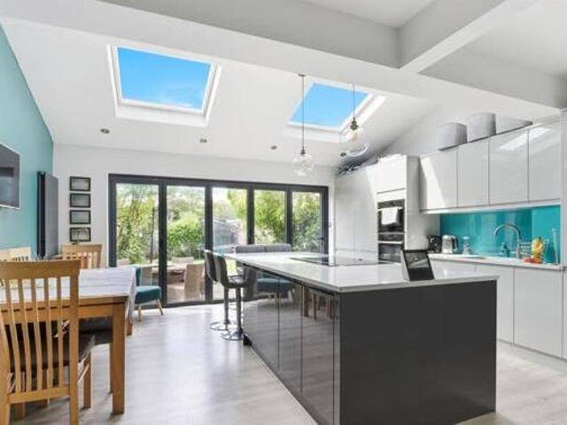 4 Bedroom Semi detached House For Sale In Merstham
