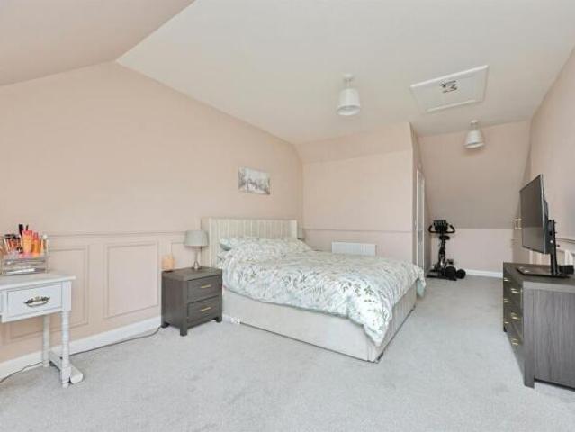 4 bedroom semi detached house for sale in Metcalf Road, Rackheath, Norwich, NR13