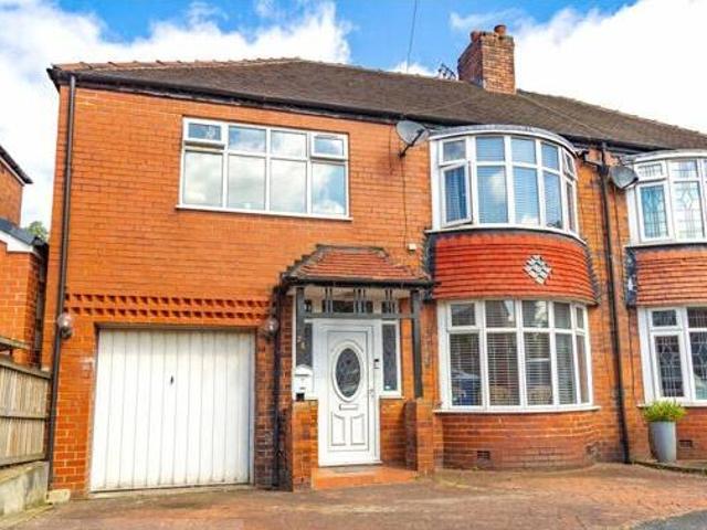 4 Bedroom Semi detached House For Sale In Middleton, Manchester