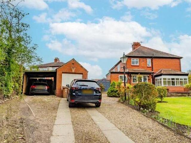 4 Bedroom Semi detached House For Sale In Middleton, Manchester