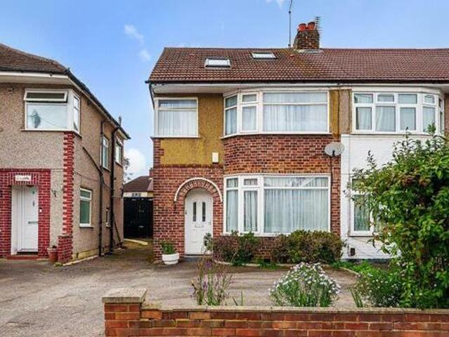 4 Bedroom Semi detached House For Sale In Middlesex