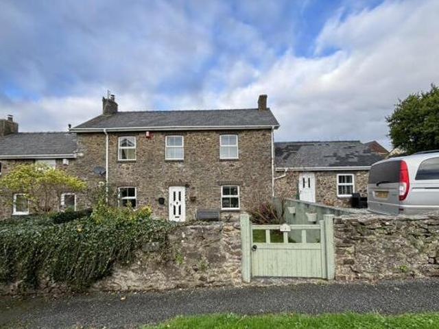 4 Bedroom Semi detached House For Sale In Milford Haven, Pembrokeshire