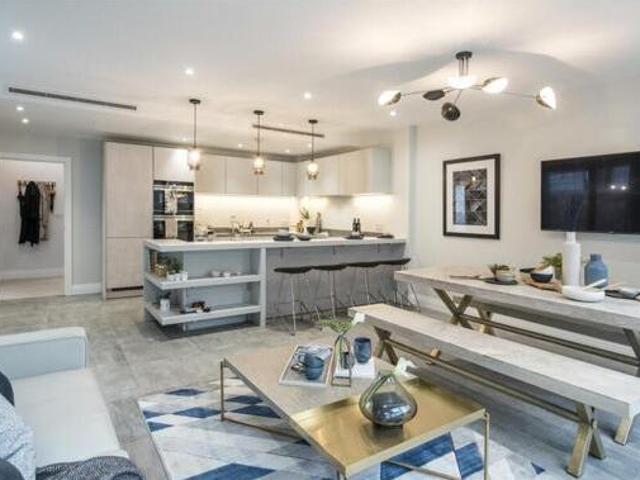 4 Bedroom Semi detached House For Sale In Mill Hill, London