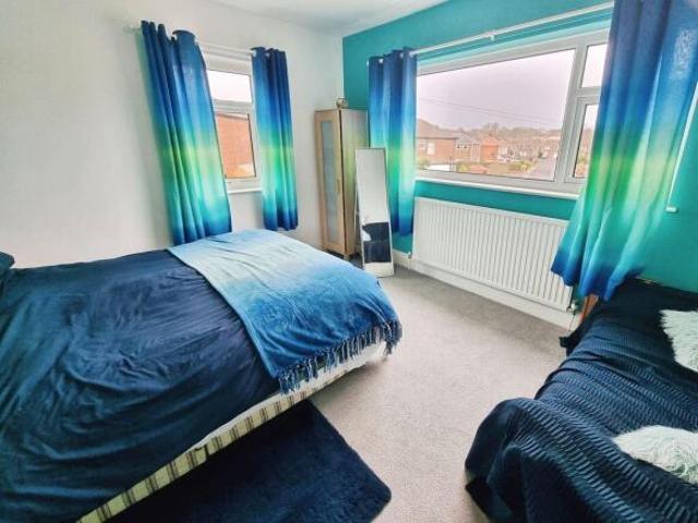 4 bedroom semi detached house for sale in Mill Hill Road, East Denton, NE5