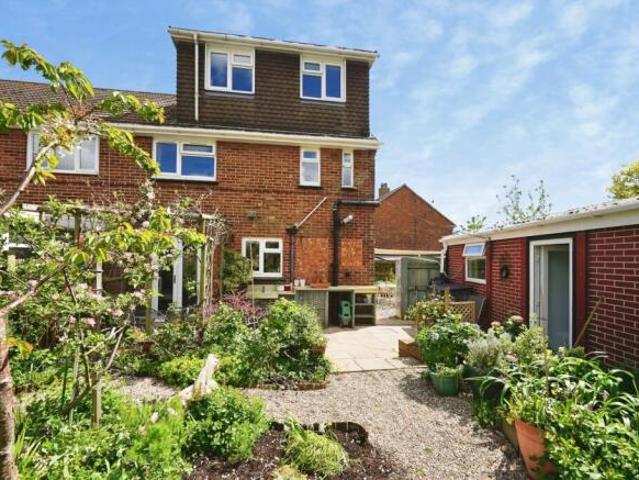 4 bedroom semi detached house for sale in Milner Close, Elvington, Dover, Kent, CT15
