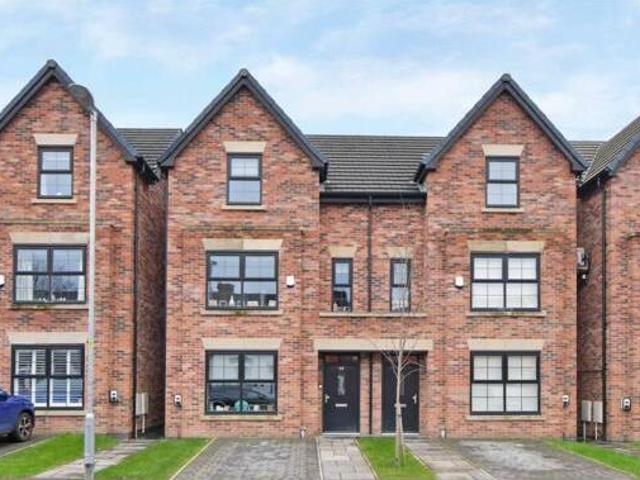 4 Bedroom Semi detached House For Sale In Monton