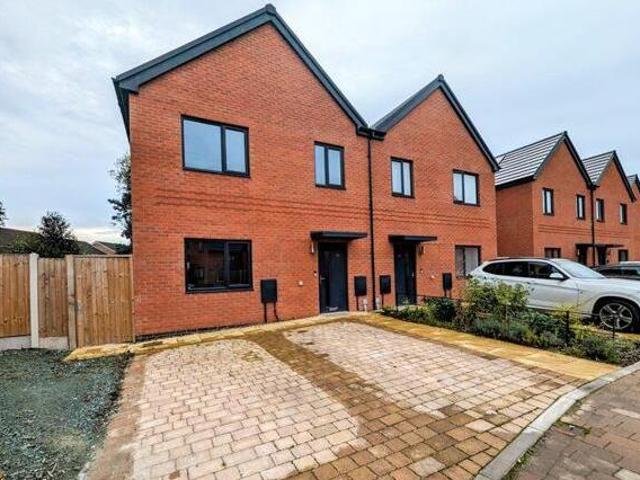 4 Bedroom Semi detached House For Sale In Monkmoor, Shrewsbury