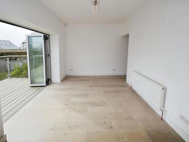 4 bedroom semi detached house for sale in Moorview Drive, Wrose, BD18