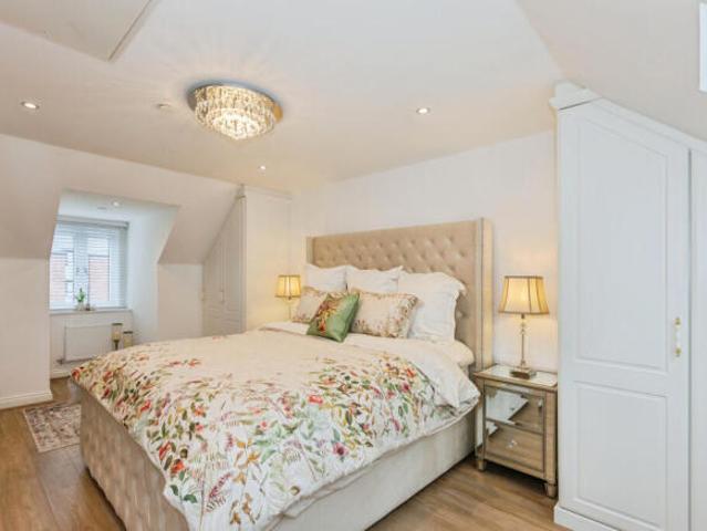4 bedroom semi detached house for sale in Nant Gors Fawr, Gowerton, Swansea, SA4 3NF, GB, SA4