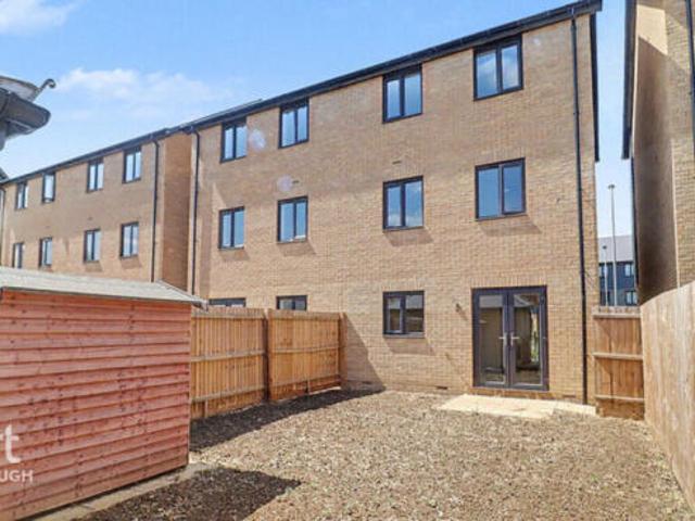 4 bedroom semi detached house for sale in Natures Way, Peterborough, PE7