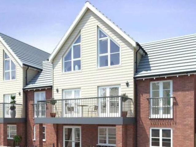 4 Bedroom Semi detached House For Sale In Navigation Point, Waterside Crescent