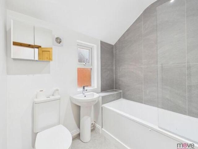 4 bedroom semi detached house for sale in Nelson Road, Worcester, WR2