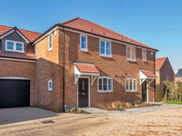 4 Bedroom Semi detached House For Sale In Netley Abbey, Southampton