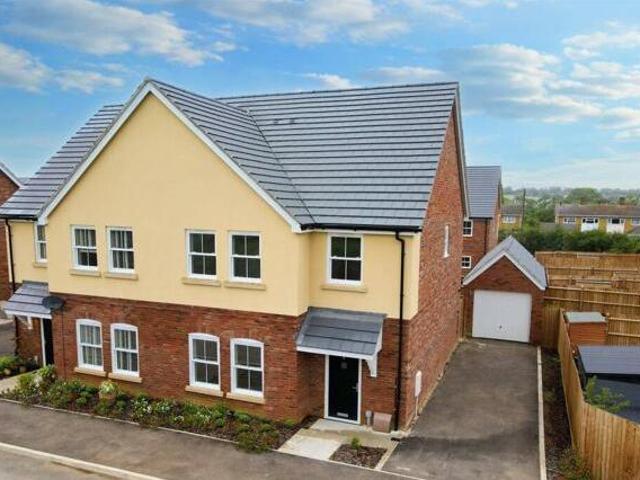 4 Bedroom Semi detached House For Sale In Newton Longville