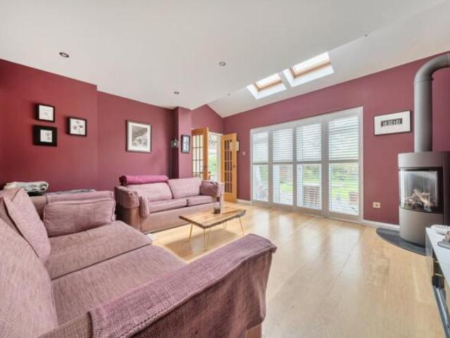 4 bedroom semi detached house for sale in New Inn Lane, Guildford, Surrey, GU4
