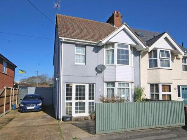 4 Bedroom Semi detached House For Sale In New Milton, Hampshire
