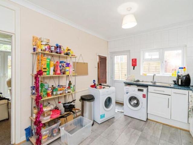 4 bedroom semi detached house for sale in Newcombe Road, Southampton, SO15