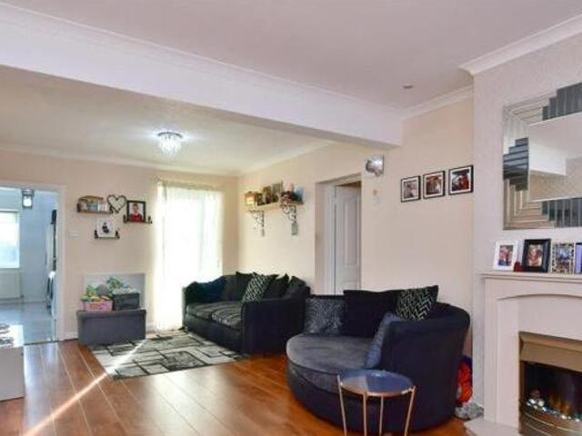 4 Bedroom Semi detached House For Sale In Newhaven