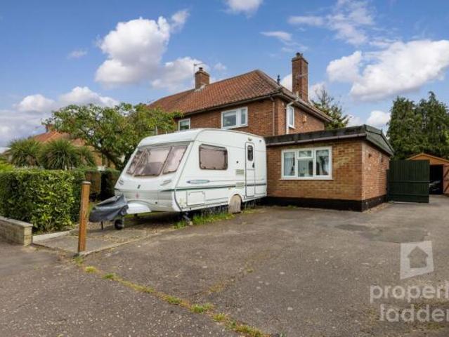 4 bedroom semi detached house for sale in North Walsham Road, Sprowston, Norfolk, NR6