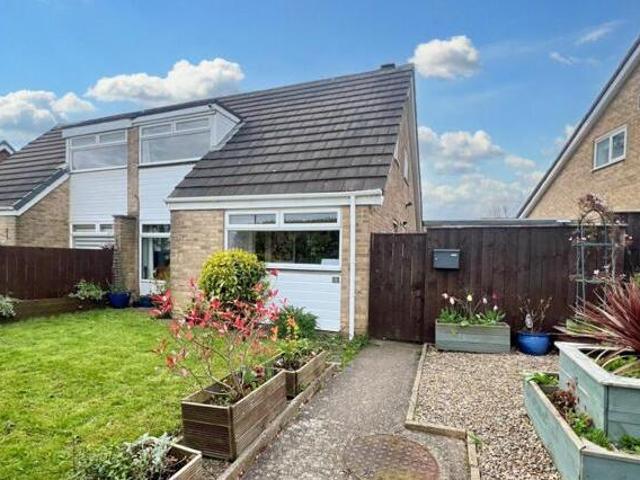 4 Bedroom Semi detached House For Sale In North Shields, Tyne And Wear