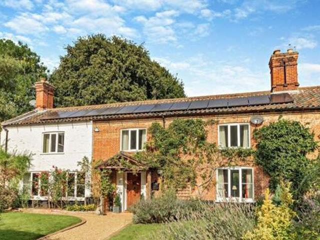 4 Bedroom Semi detached House For Sale In Norwich, Norfolk