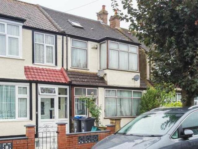 4 Bedroom Semi detached House For Sale In Norbury