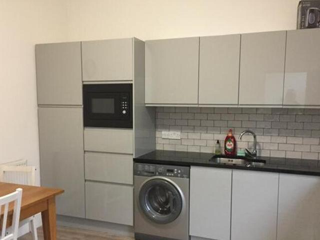 4 Bedroom Semi detached House For Sale In Normanton, West Yorkshire