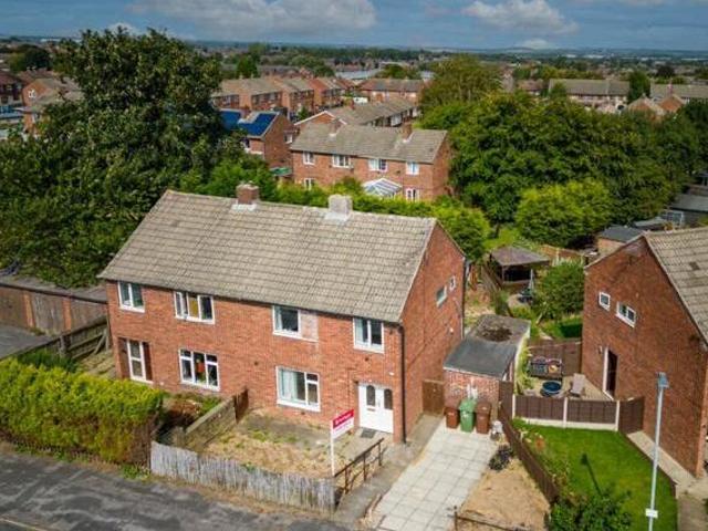 4 Bedroom Semi detached House For Sale In Normanton, West Yorkshire