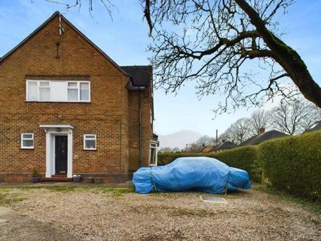 4 Bedroom Semi detached House For Sale In Nottingham, Nottinghamshire