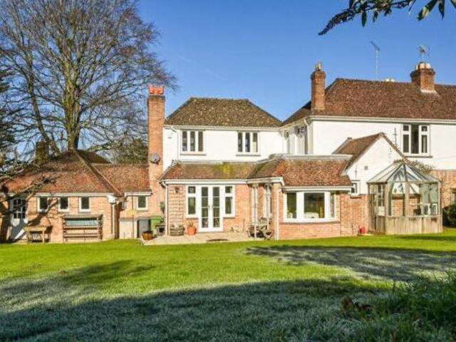 4 Bedroom Semi detached House For Sale In Nr Petersfield, Hampshire